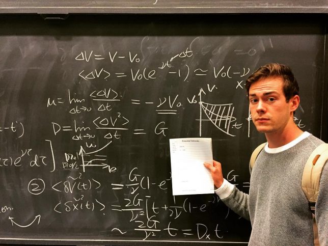 Un Cameron Porter en forme montre ses talents sur Instagram - DIGIKAN